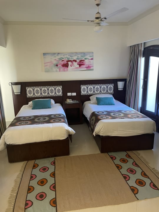 "Strandbar" Lotus Bay Beach Resort (Abu Soma) • HolidayCheck (Hurghada ...