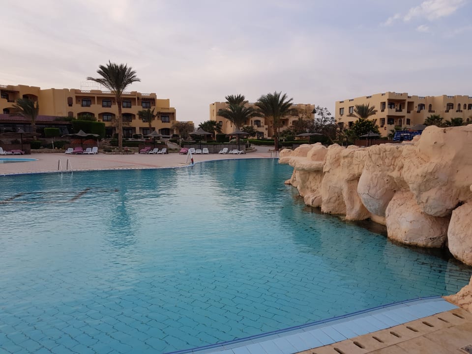 "Pool" Blend Elphistone Resort (Marsa Alam) • HolidayCheck (Marsa Alam ...