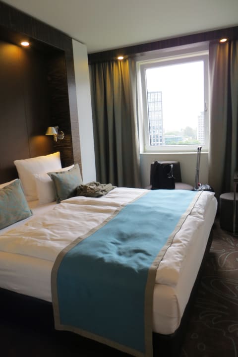 "Zimmer 12 Etage" Motel One Hamburg-Alster (Hamburg) • HolidayCheck ...