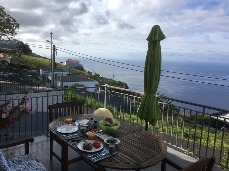 "Private Terrasse mit toll..." Apartamento Goncalves (Arco da Calheta ...