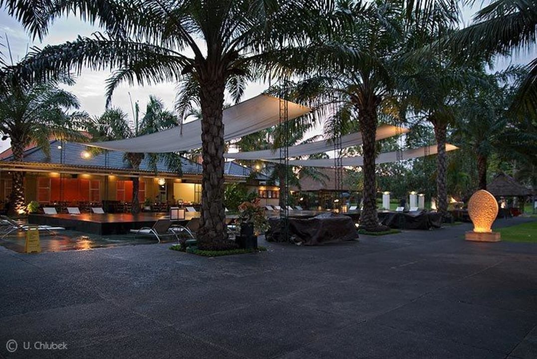 "Infinitypool mit Blick zu..." Segara Village Hotel (Sanur ...