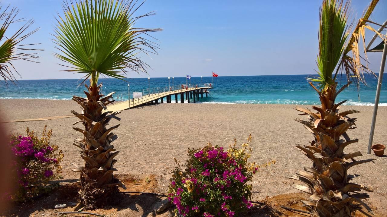 "Strand, Blick von der Str..." Vita Silva Hotel (Manavgat - Kizilot ...