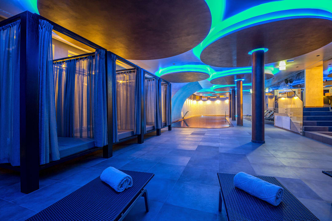 "Pool" Grand Hotel Slavia (Baška Voda) • HolidayCheck (Dalmatien ...