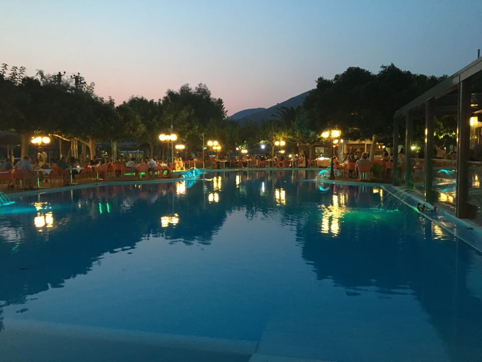 "Pool" Corissia Beach Hotel (Georgioupolis) • HolidayCheck (Kreta ...
