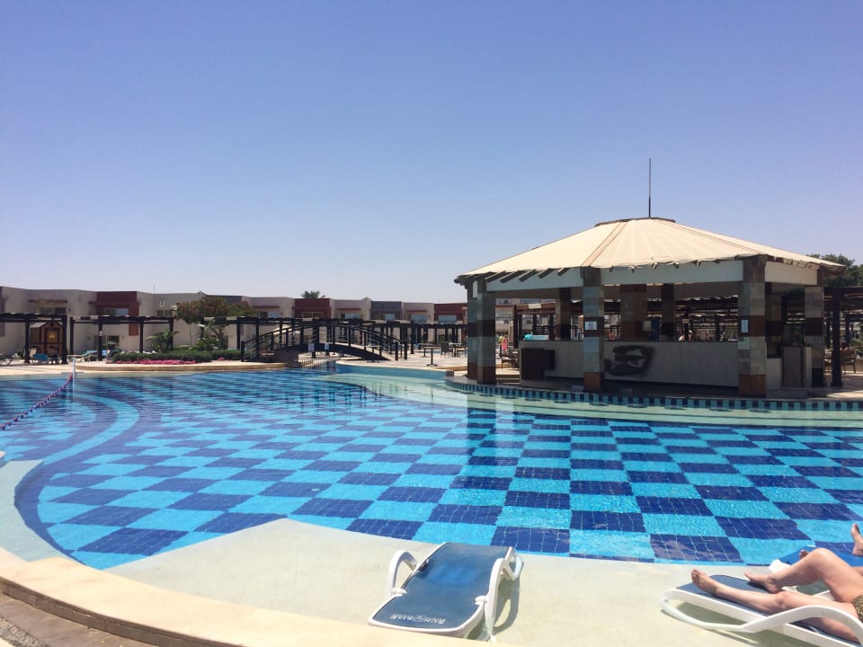 "Poolbar" SUNRISE Crystal Bay - TUI BLUE (Hurghada) • HolidayCheck ...
