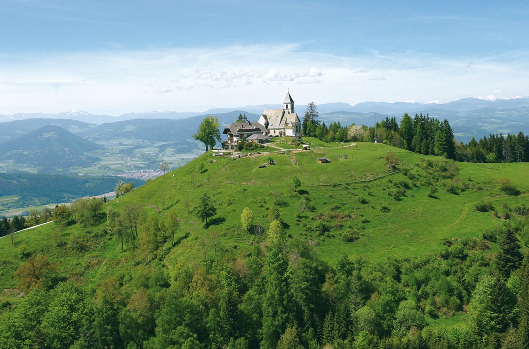 "Außenansicht" Gipfelhaus Magdalensberg (Magdalensberg) • HolidayCheck ...