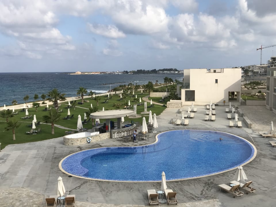 "Pool" Amphora Hotel & Suites (Paphos) • HolidayCheck (Südzypern | Zypern)