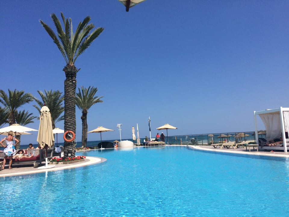 "Pool, Blick Richtung Meer" TUI BLUE Scheherazade (Sousse ...
