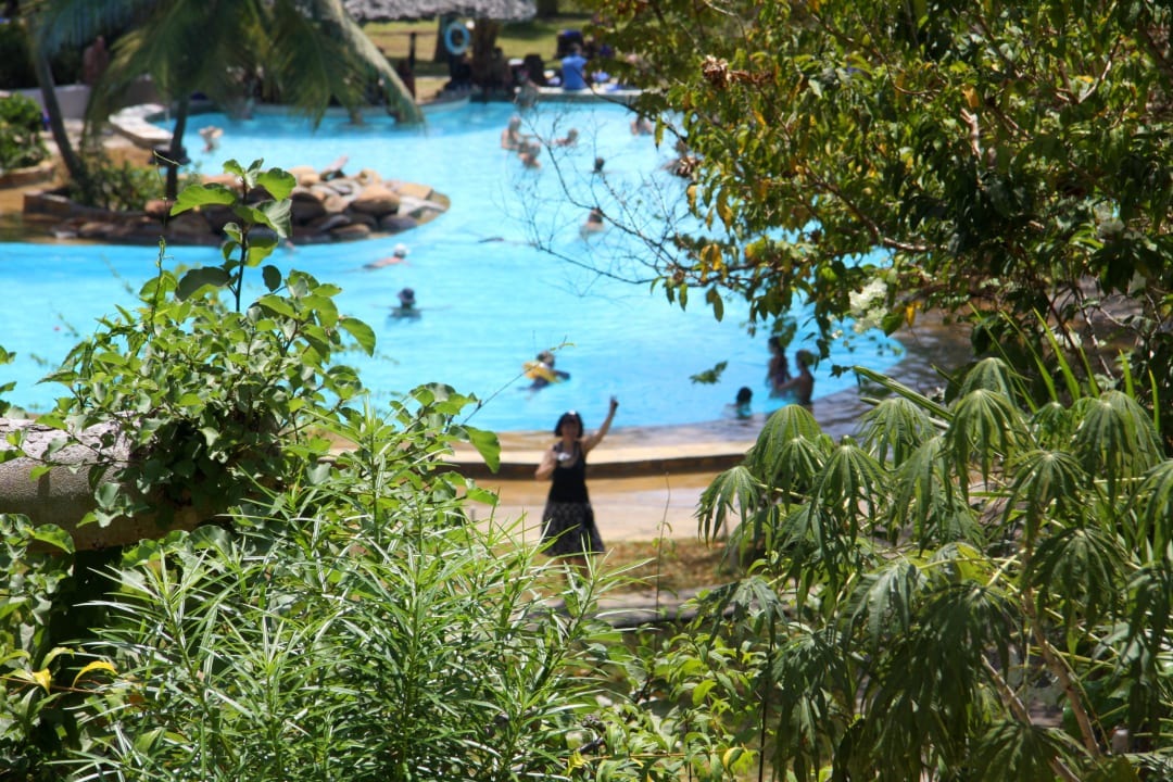 "Bazén" Hotel Papillon Lagoon Reef (Diani Beach) • HolidayCheck ...