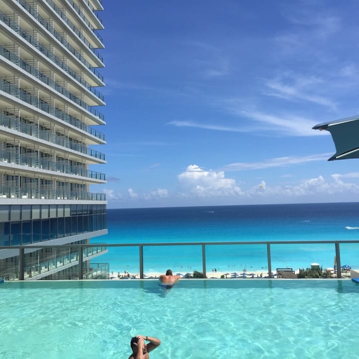 "Infinitypool für Preferre..." Secrets The Vine Cancun - Adults only ...