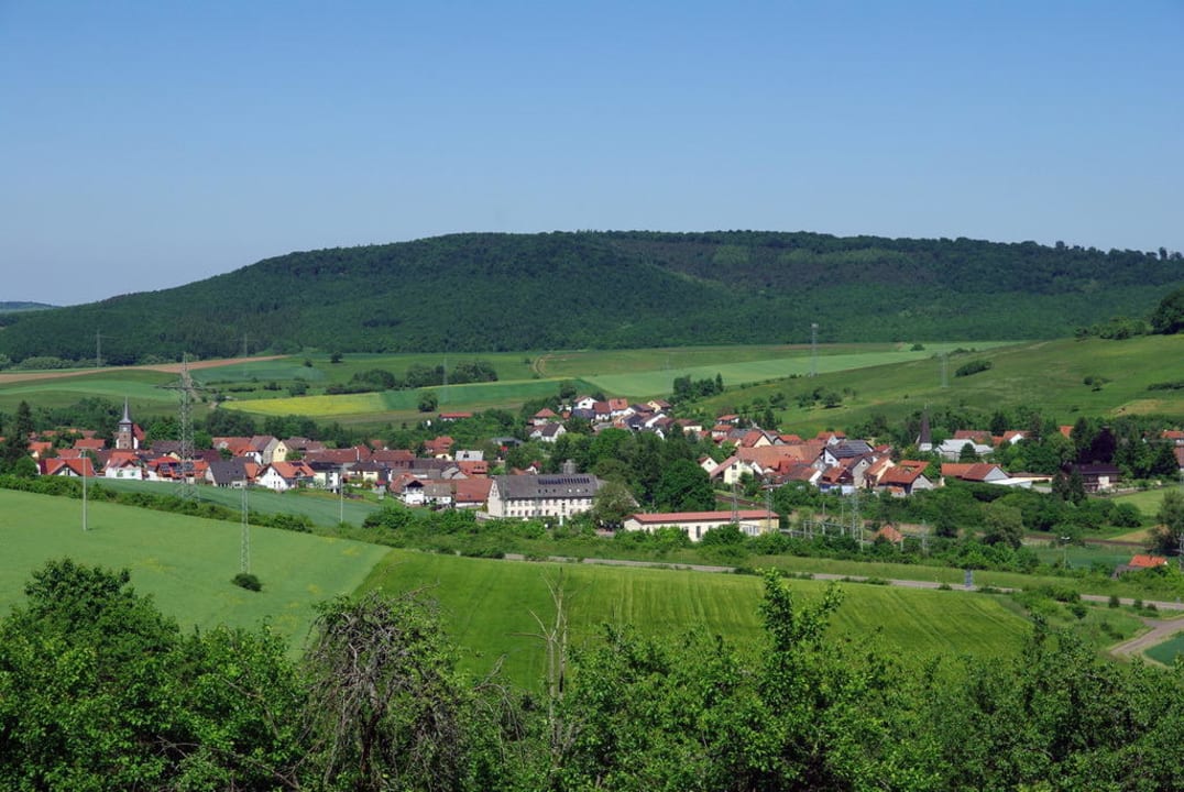 "Blick auf Münchweiler. Da..." Landidyll Hotel Klostermühle ...
