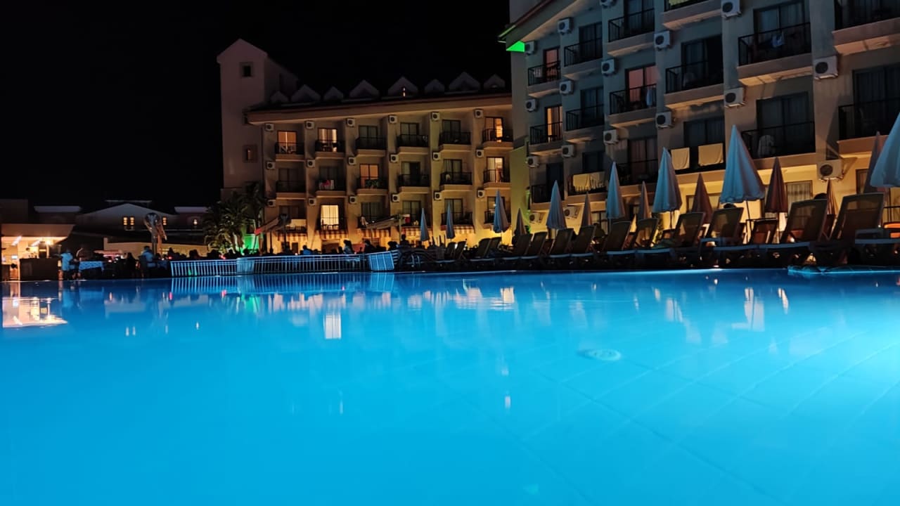 "Abendstimmung am Pool " Hotel Victory Resort (Colakli) • HolidayCheck ...