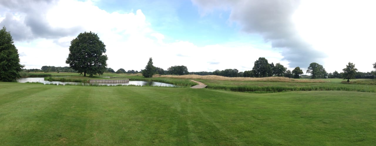 "Lake Course" Golfhotel Schloss Lüdersburg (Lüdersburg) • HolidayCheck ...