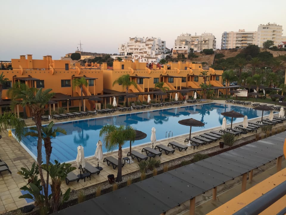 "Großer Pool" NH Marina Portimão Resort (Praia da Rocha) • HolidayCheck ...