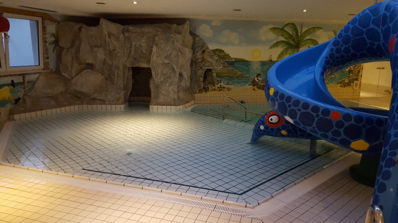 "Kinderpool mit Rutsche" Familotel Sonnenpark (Willingen ...