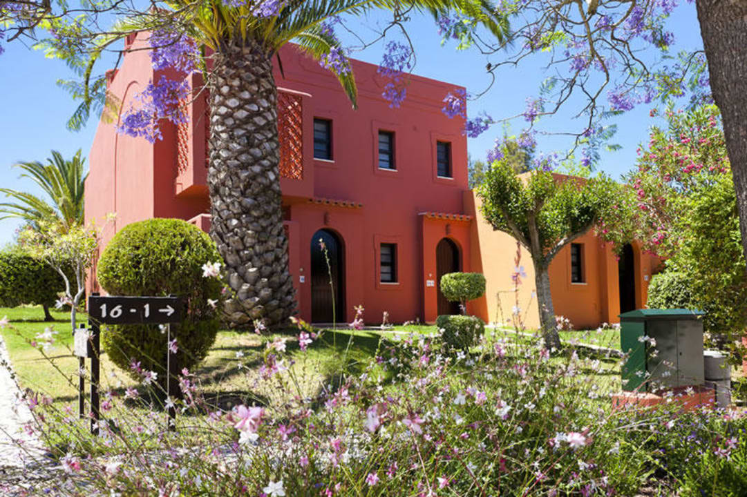"Exteriors" Hotel Colina Village (Carvoeiro) • HolidayCheck (Algarve ...