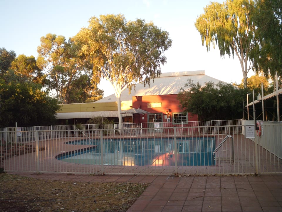 "Pool" Outback Pioneer Hotel & Lodge (Yulara) • HolidayCheck (Northern ...