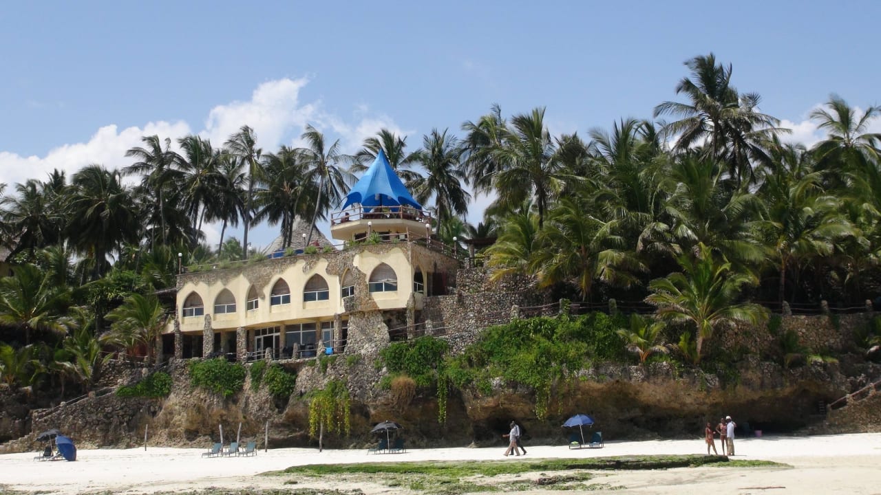 "Das Bahari Beach " Bahari Beach Hotel (Mombasa) • HolidayCheck ...