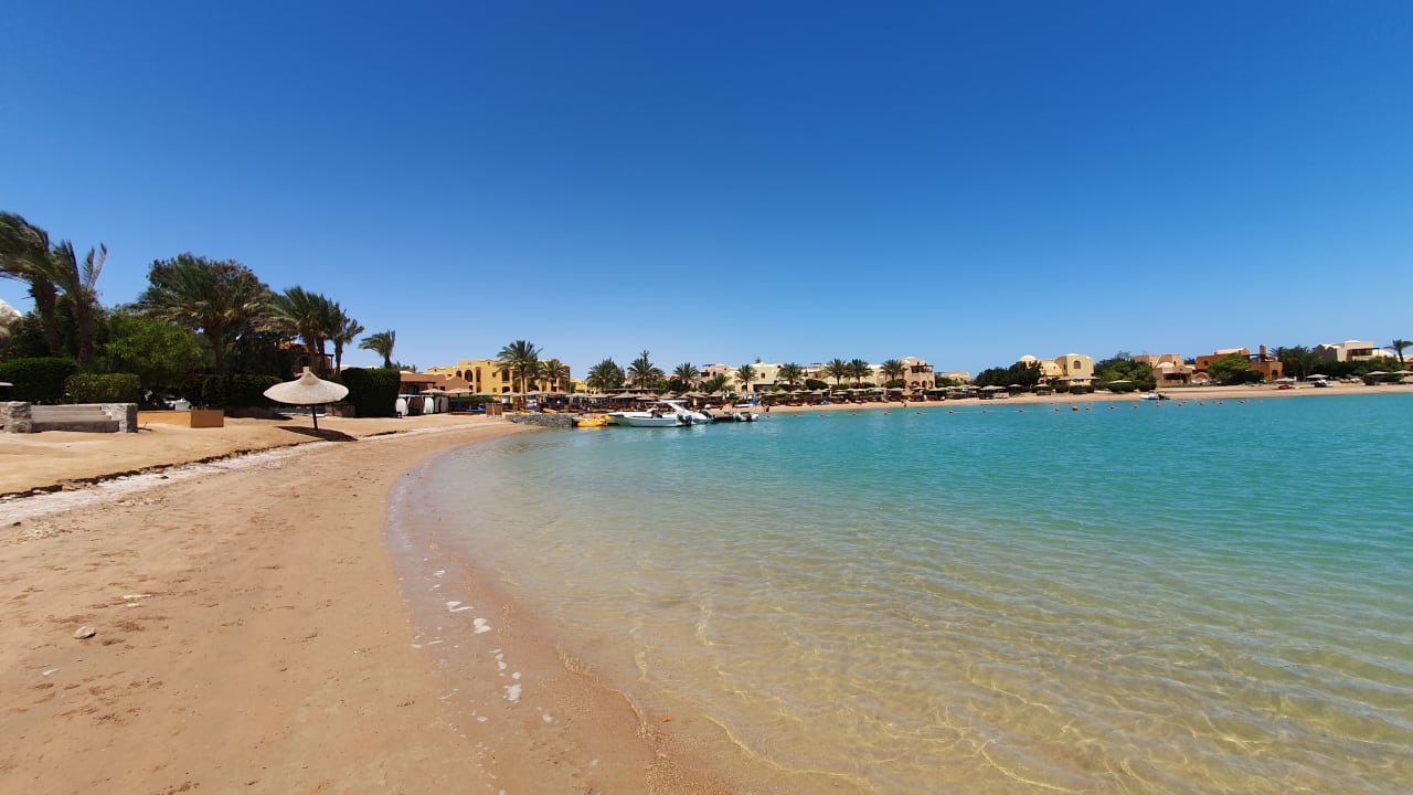 "Strand" Three Corners Rihana Resort Deluxe (El Gouna) • HolidayCheck ...