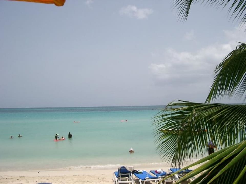"Aufgenommen am bekannten ..." Hotel Legends Beach Resort (Negril ...