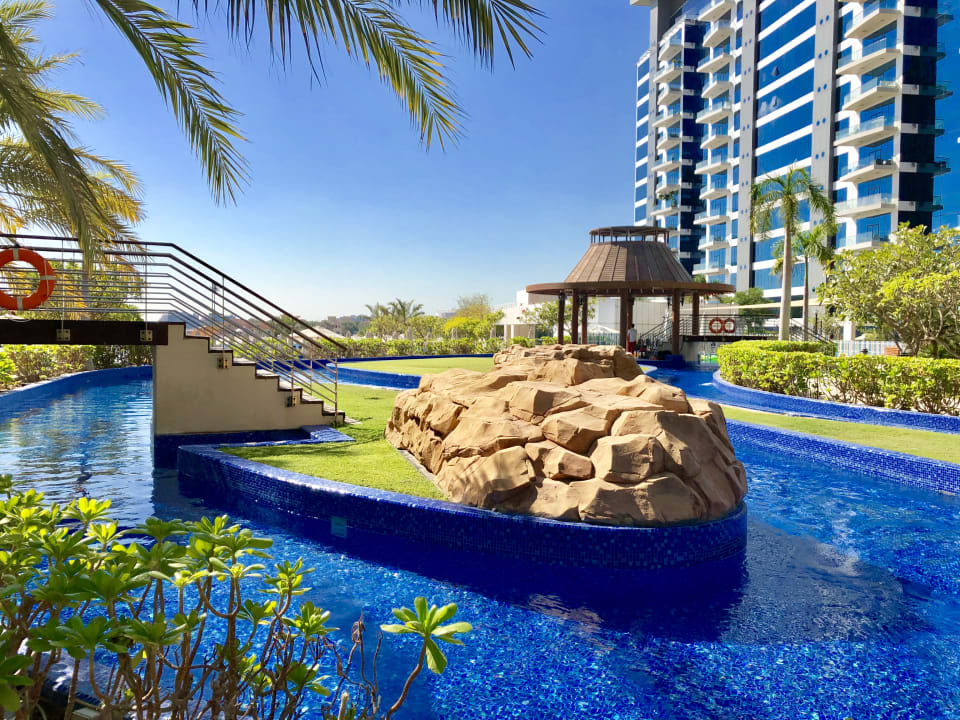 "Pool" DUKES THE PALM - a Royal Hideaway Hotel (Dubai) • HolidayCheck ...