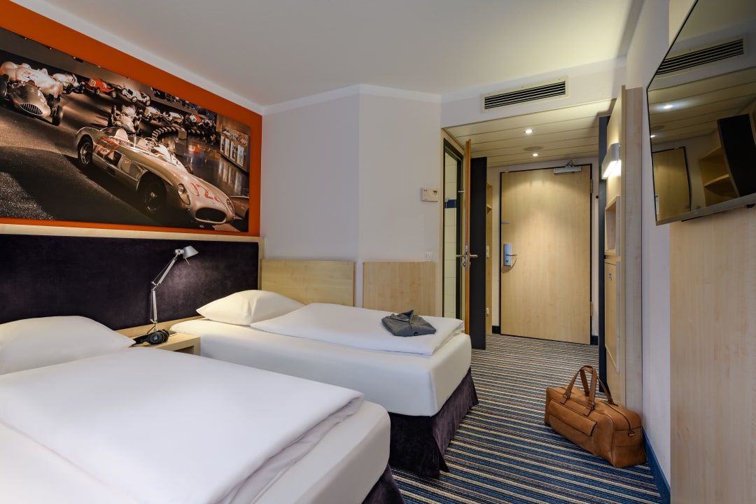"Zimmer" Hotel Mercure City Center Stuttgart (Stuttgart) • HolidayCheck ...