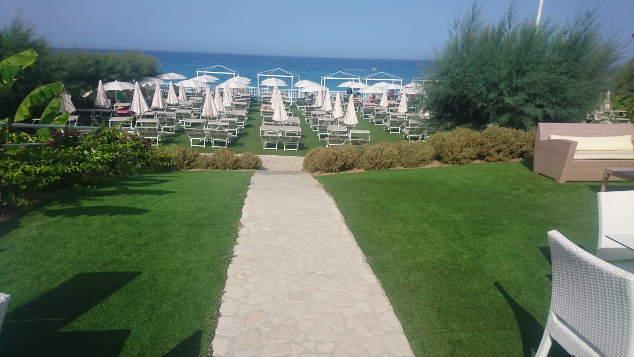"Strandbar" Scoglio della Galea Village & Spa (Ricadi) • HolidayCheck ...