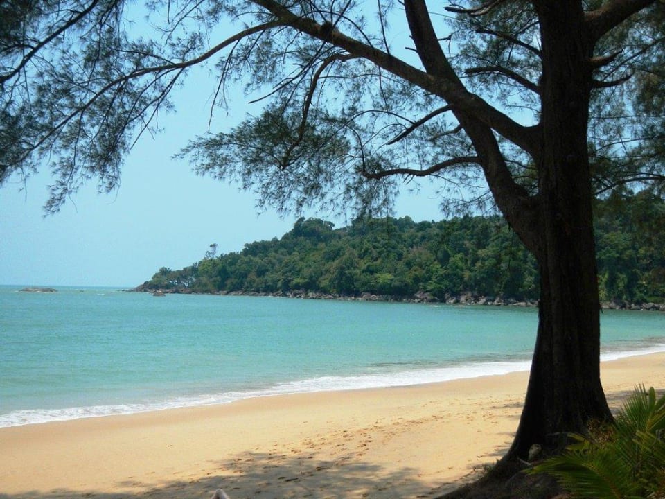 "Blick auf Strand und Meer" X2 Khao Lak Anda Mani Resort (Sunset Beach ...