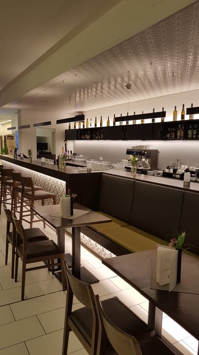 "Bar" HYPERION Hotel Hamburg (Hamburg) • HolidayCheck (Hamburg ...