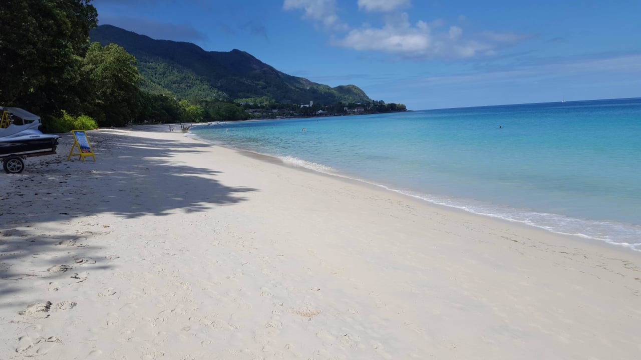 "Blick aus dem Speisesaal" Coral Strand Smart Choice Hotel (Beau Vallon ...