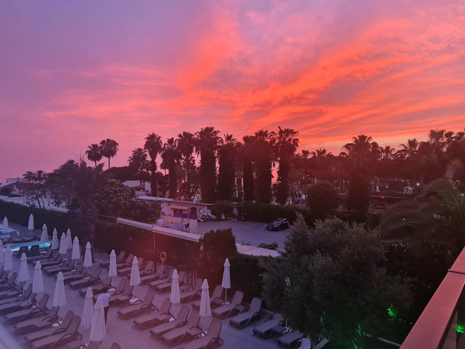 "Blick von der abendlichen..." Hotel Thalia Unique (Side - Kumköy ...