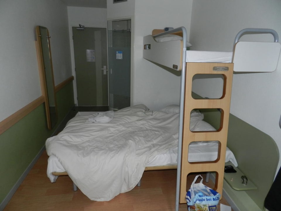 Hotel Ibis Paris Porte De Montmartre