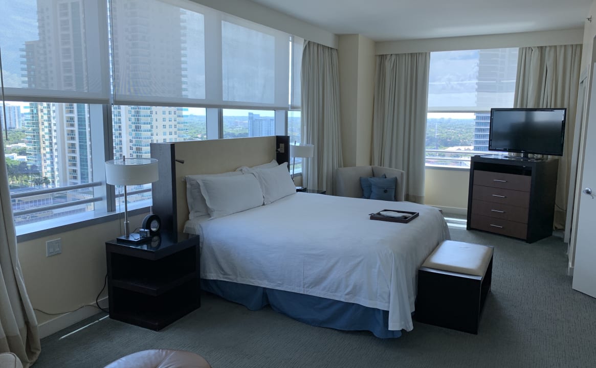 "Zimmer" Hotel Conrad Miami (Miami) • HolidayCheck (Florida | USA)