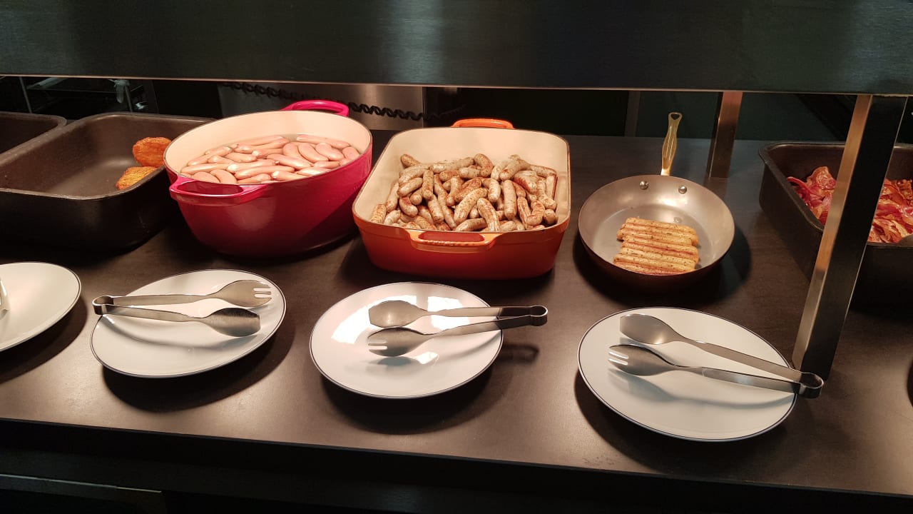 "Frü" Hotel Kronasar - The Museum Hotel (Rust) • HolidayCheck (Baden ...