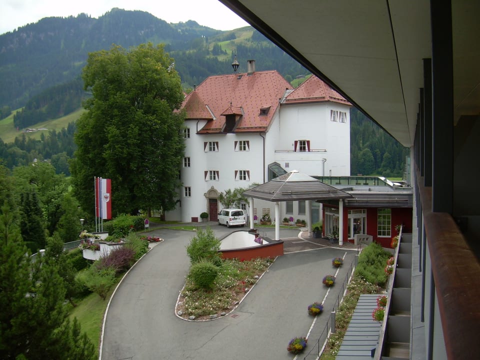 "Eingang" Lebenberg Schlosshotel (Kitzbühel) • HolidayCheck (Tirol ...