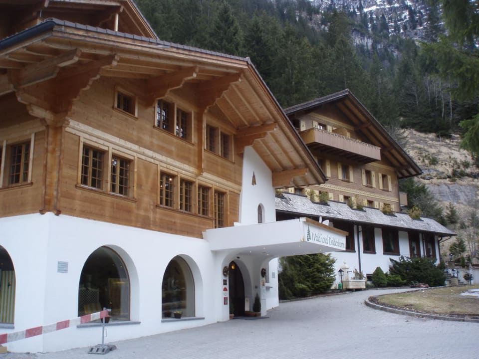 "Aussenansicht, Hoteleinga..." Waldhotel Doldenhorn & Landgasthof ...