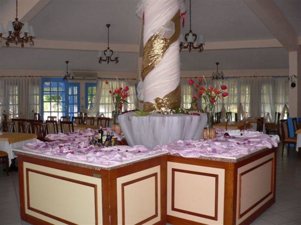 "leeres Buffet" Merit Cyprus Gardens Holiday Village (Iskele ...