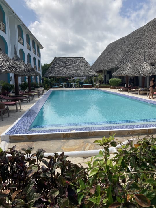 "Pool" AHG Sun Bay Mlilile Beach Hotel (Matemwe Beach) • HolidayCheck ...