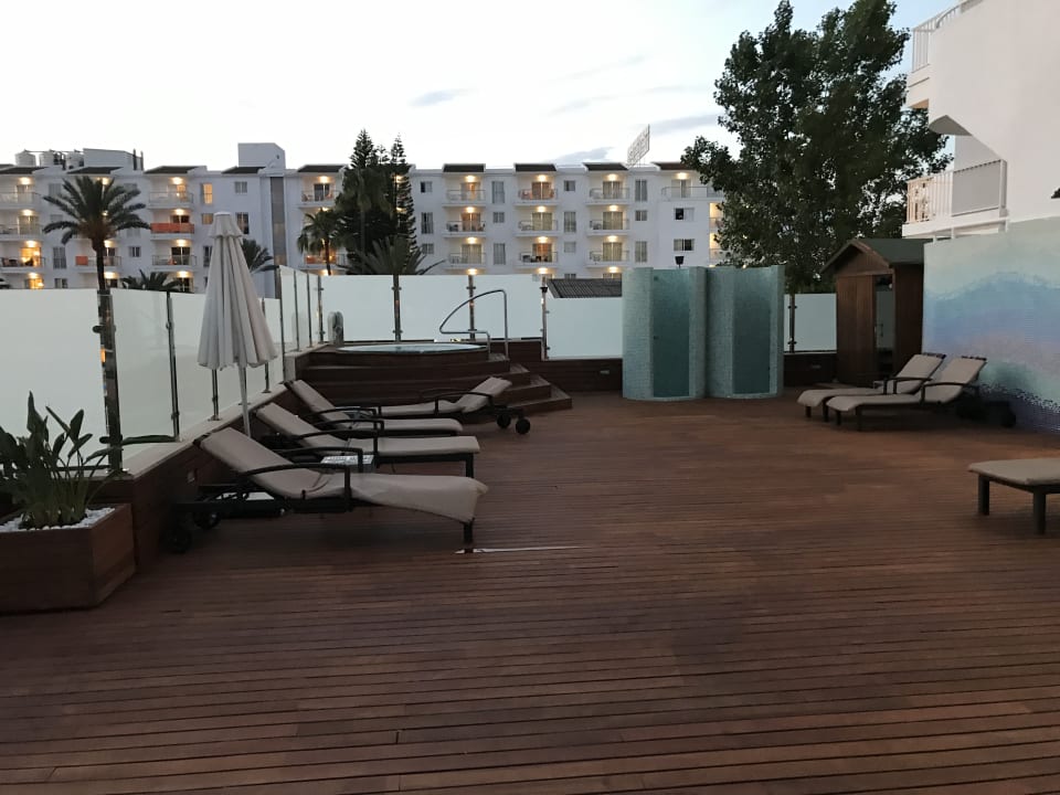 "Jacuzzi, Liegen, Sauna un..." JS Hotel Sol de Alcudia (Alcudia ...