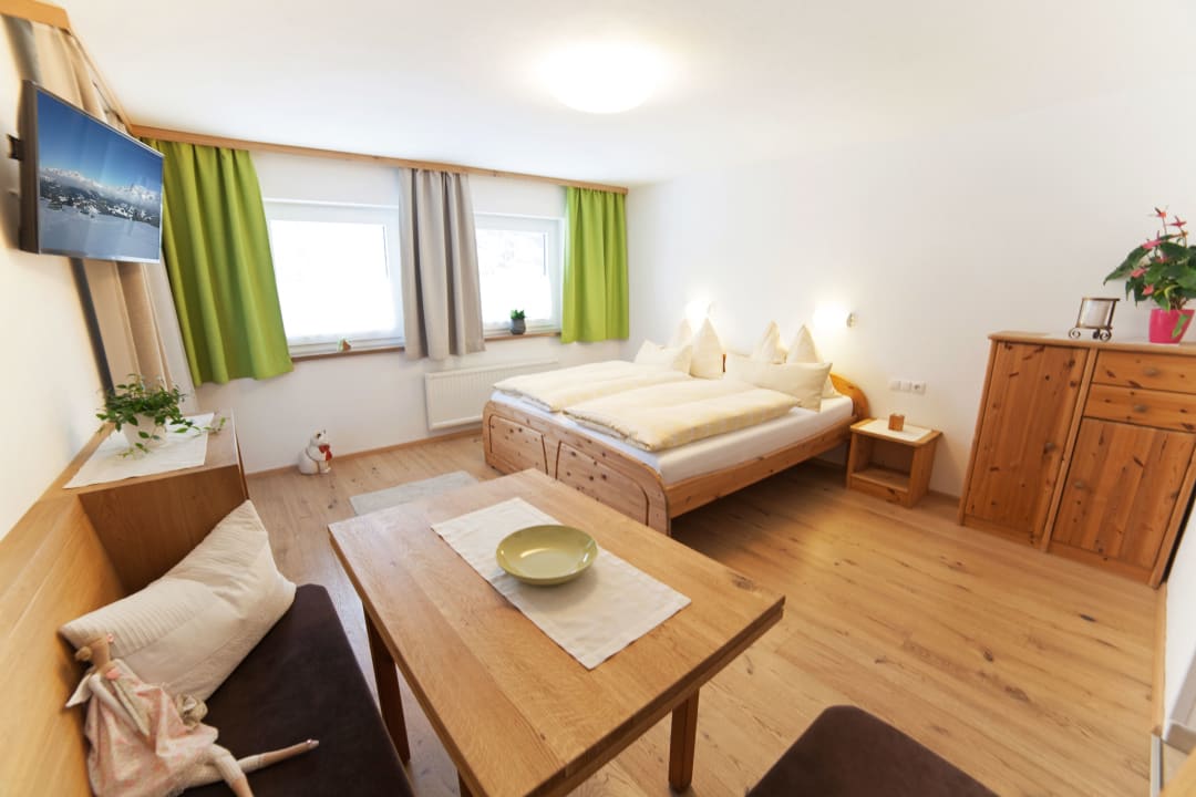 "Zimmer" B&B Landhaus Vierthaler-Filzmoos/Dachstein (Filzmoos ...