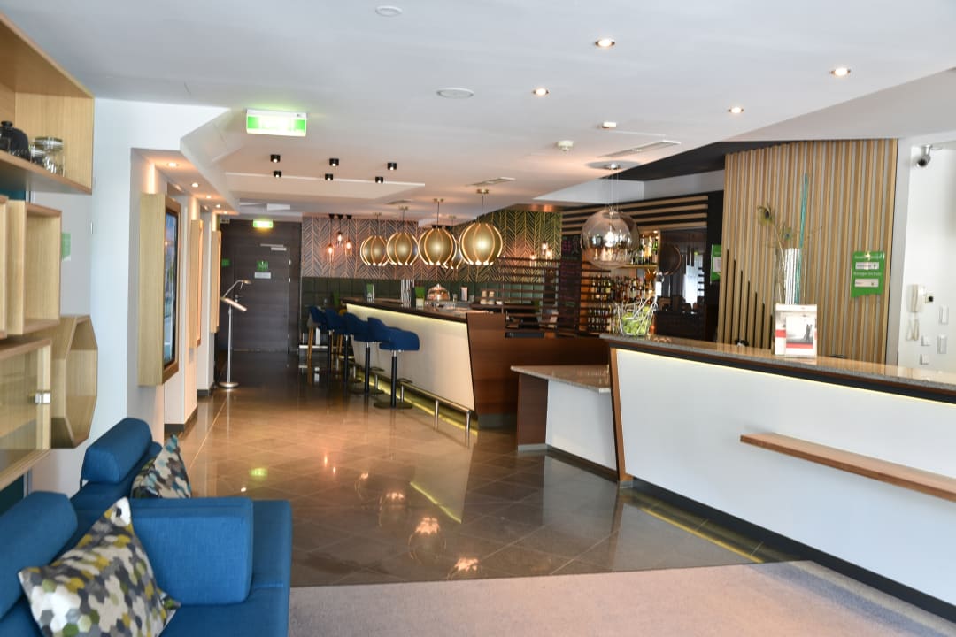 "Lobby" Holiday Inn Salzburg - City (Salzburg) • HolidayCheck ...