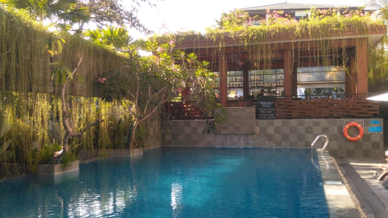 "Pool" Sol House Bali Legian (Legian) • HolidayCheck (Bali | Indonesien)
