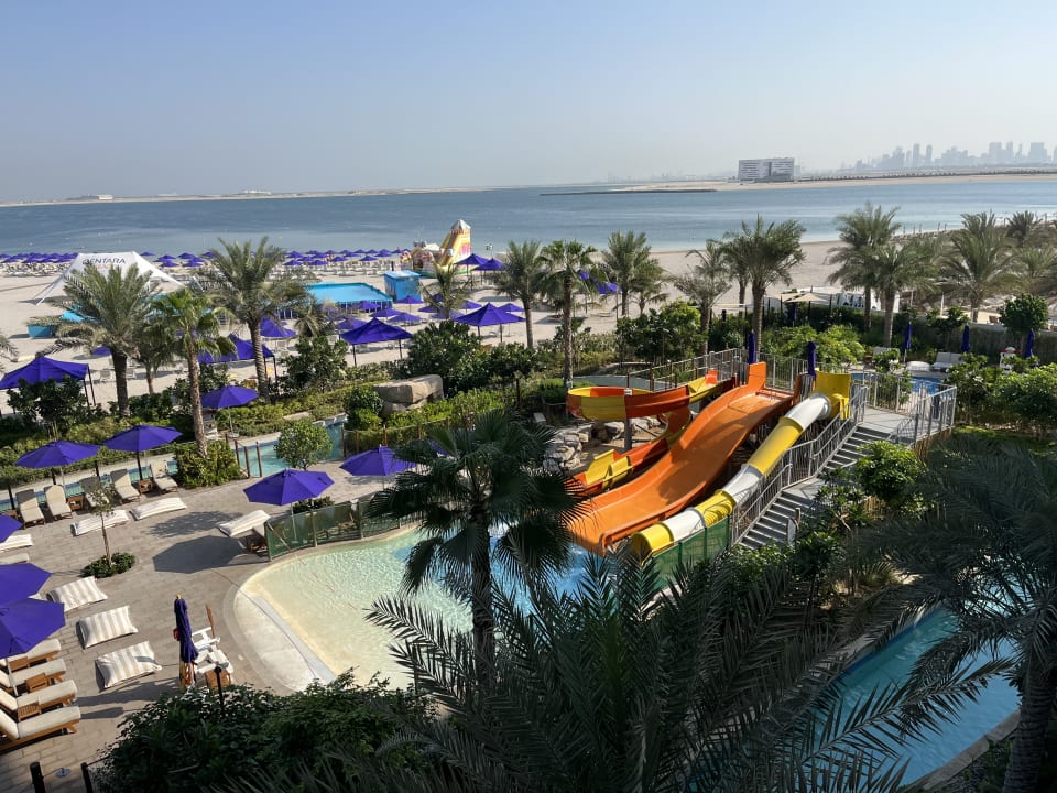 "Außenansicht" Centara Mirage Beach Resort Dubai - A World of Family ...