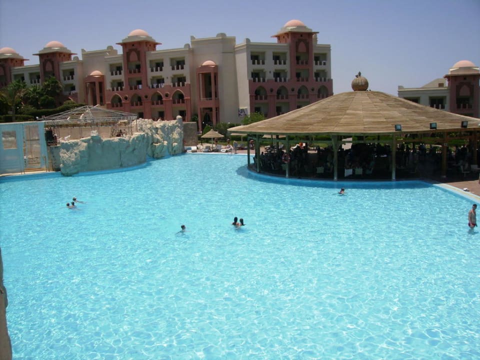"Einer von vielen Pools" Serenity Alpha Beach (Makadi Bay ...