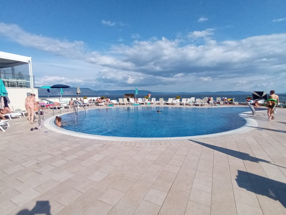 "Pool" Valamar Bellevue Resort (Rabac) • HolidayCheck (Istrien | Kroatien)