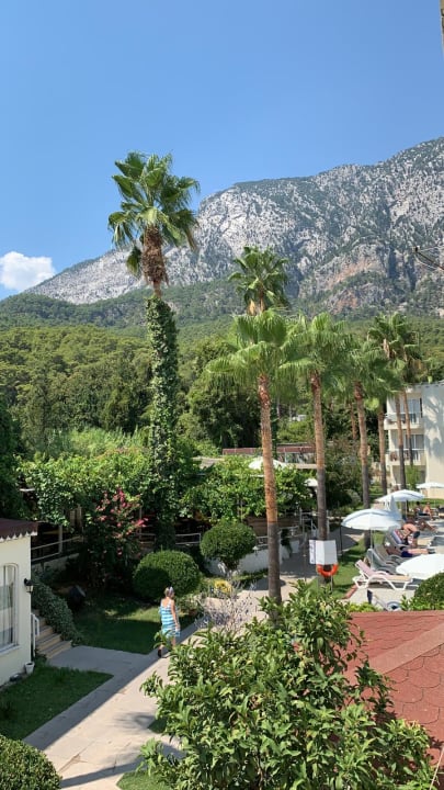 "Den Ausblick kann man gen..." Hotel Golden Sun (Beldibi ...