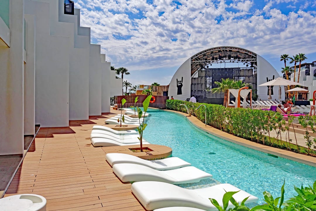 "Apartments" Hard Rock Hotel Ibiza (Playa d'en Bossa) • HolidayCheck ...