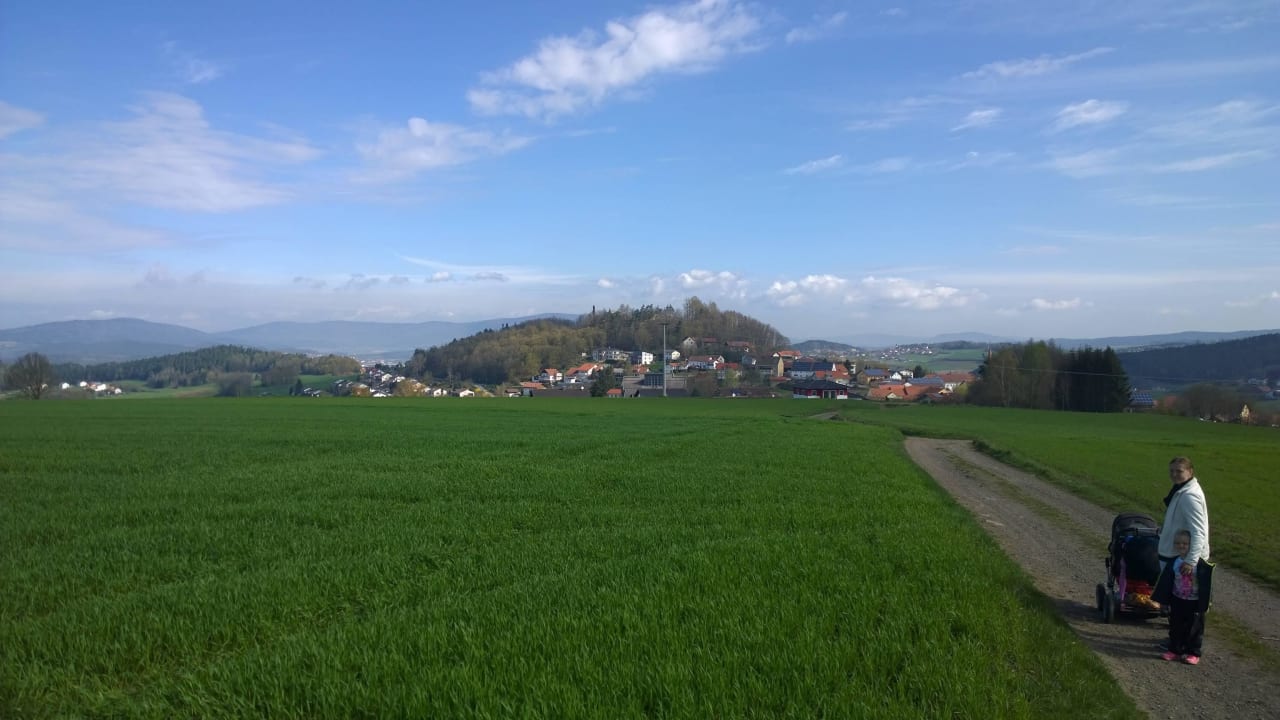 "Runding mit Burgruine" Familienhotel Reiterhof Runding (Runding ...