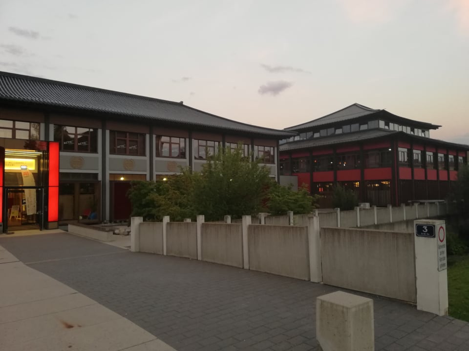 "Außenansicht" Asia Hotel & Spa Leoben (Leoben) • HolidayCheck ...