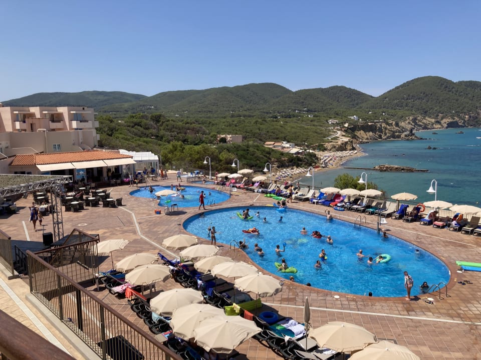 "Pool" Sentido Cala Verde (Playa Des Figueral) • HolidayCheck (Ibiza ...